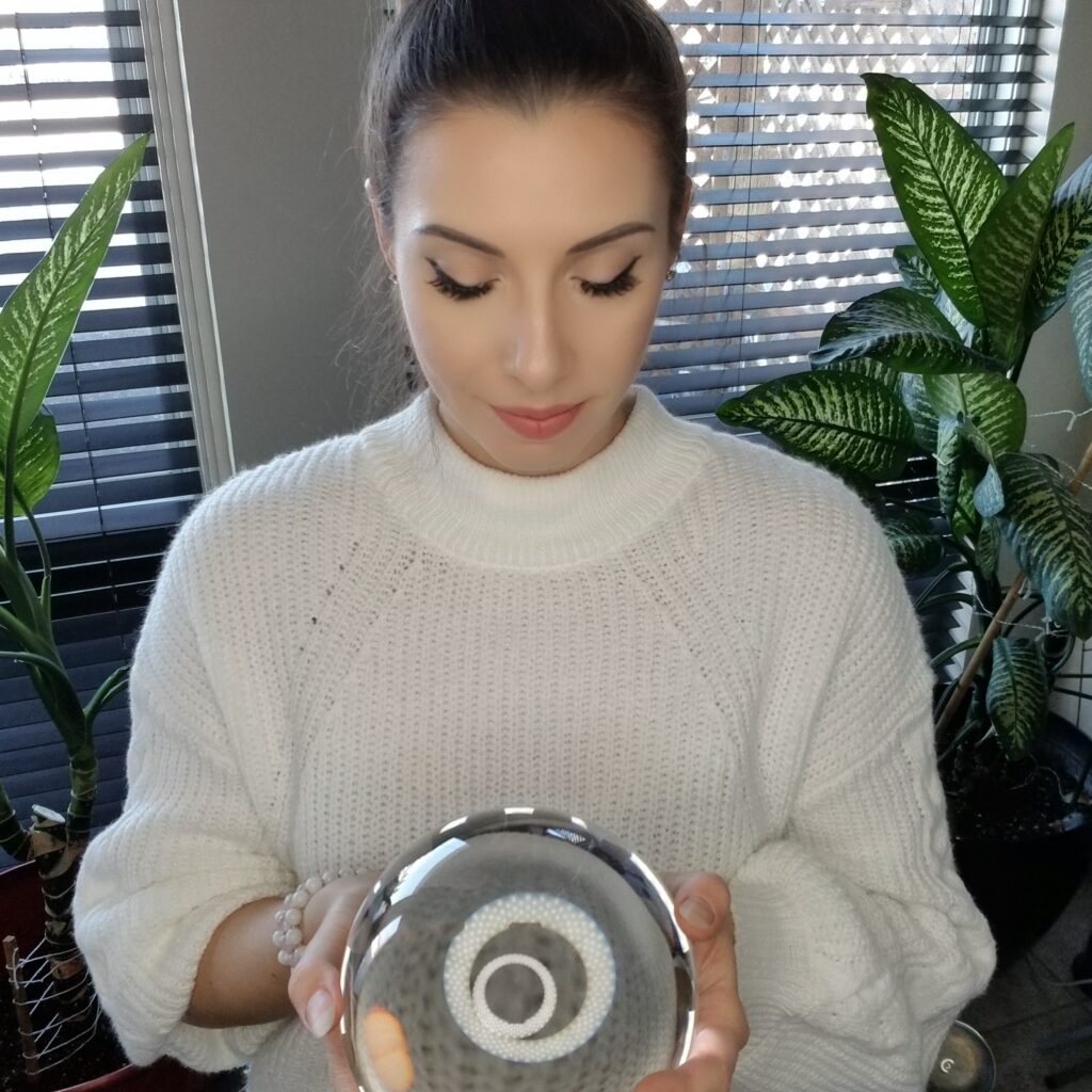 How to Use a Clear Crystal Ball for Scrying